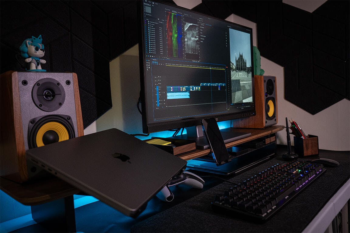 The Large Tray – Stores Laptop, Notebook, Pens & more | BALOLO