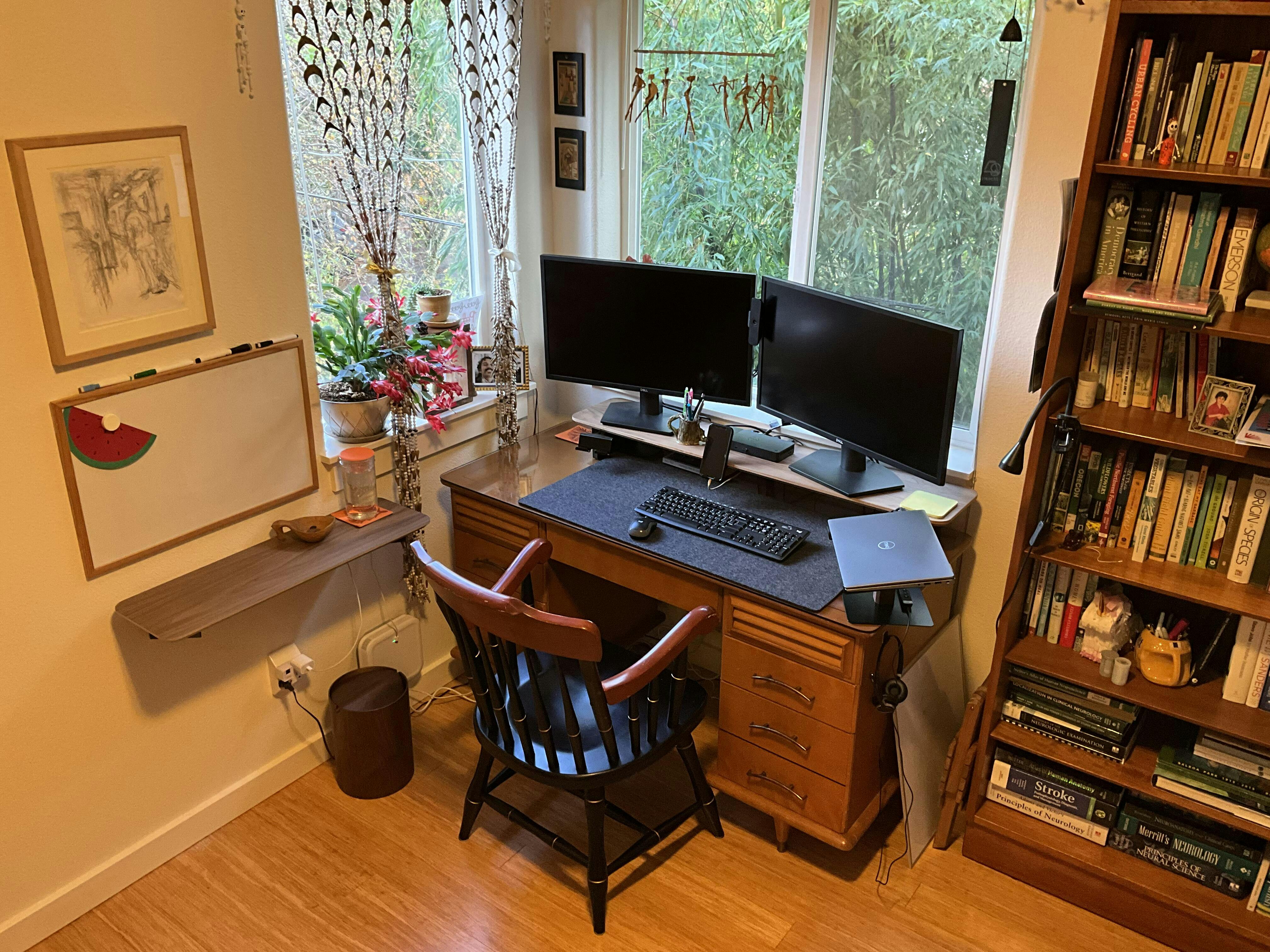 Setup Cockpit – The Dual Monitor Stand for your Desk Setup | BALOLO