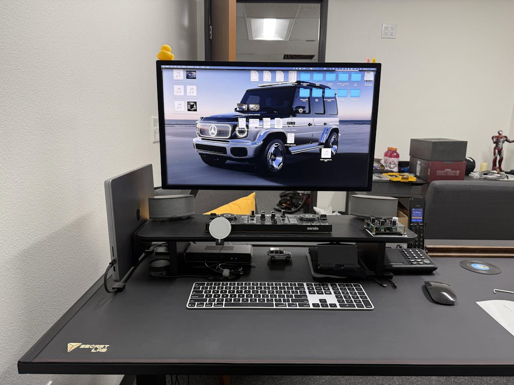 Laptop Dock – Functional Design for your Desk | BALOLO