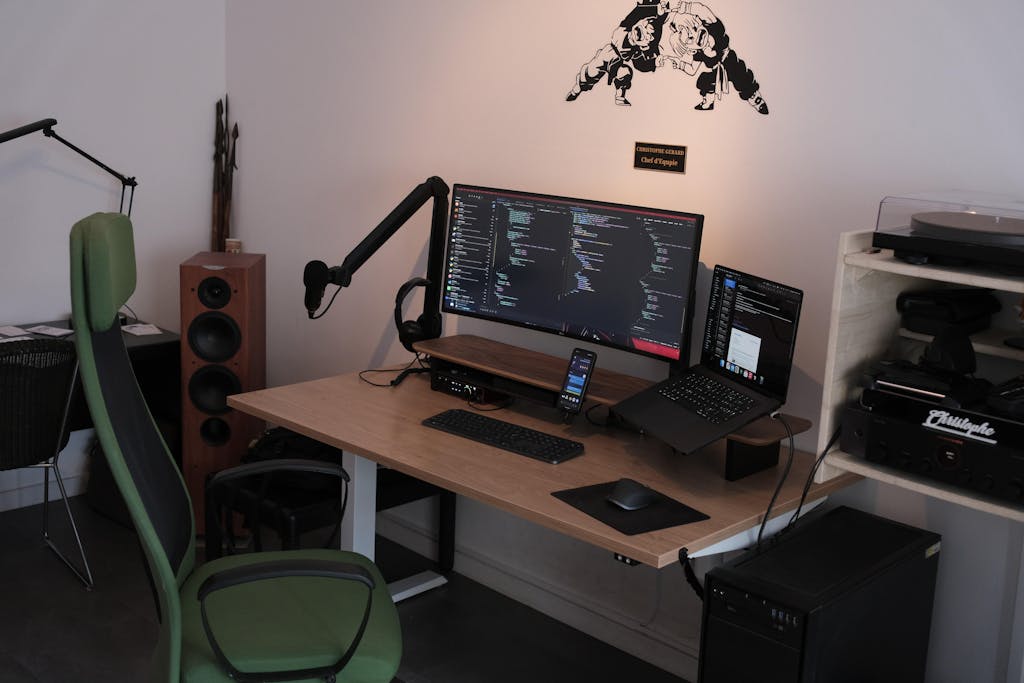 Setup Cockpit – The Dual Monitor Stand for your Desk Setup | BALOLO