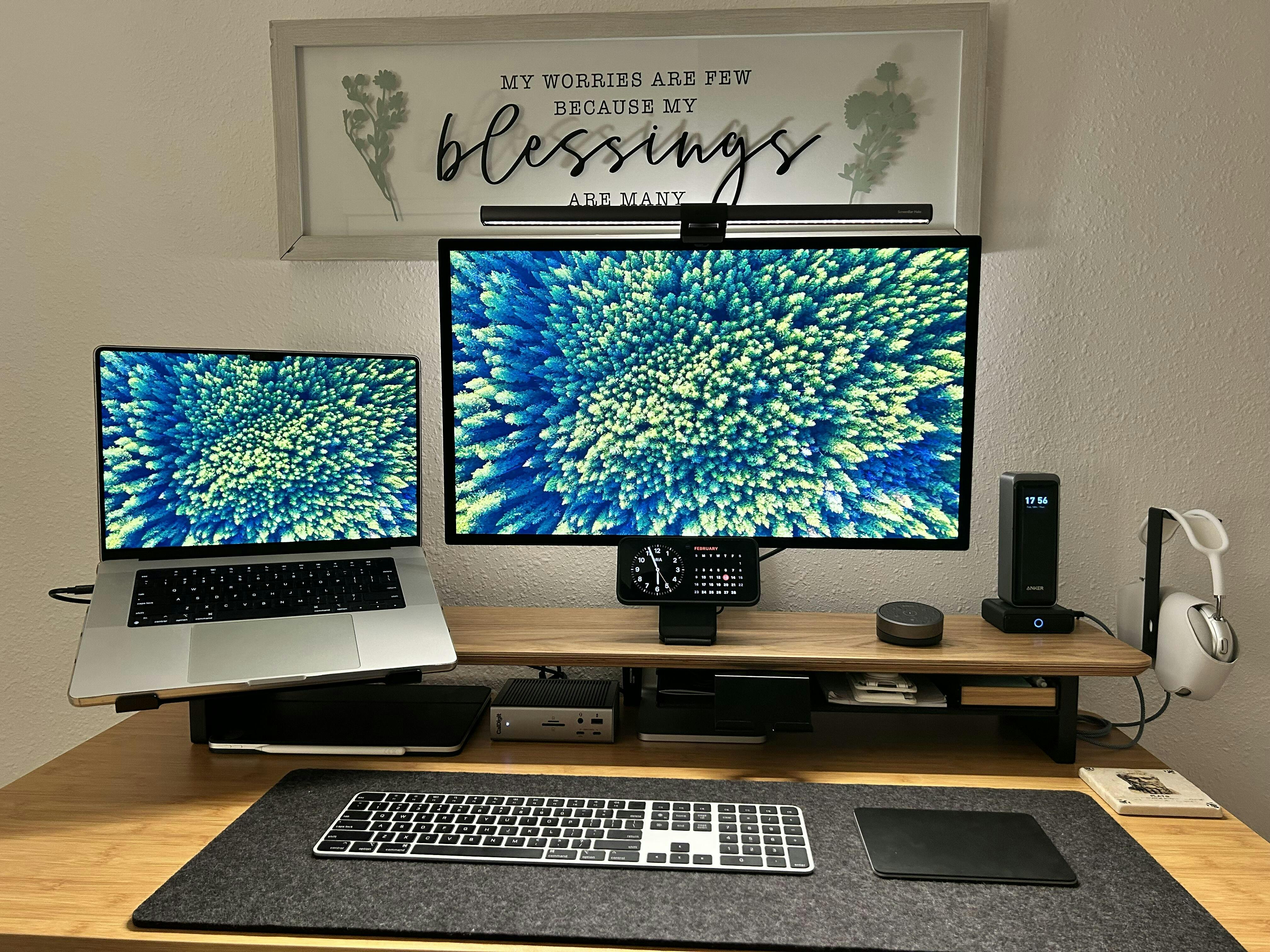 Setup Cockpit – The Dual Monitor Stand for your Desk Setup | BALOLO