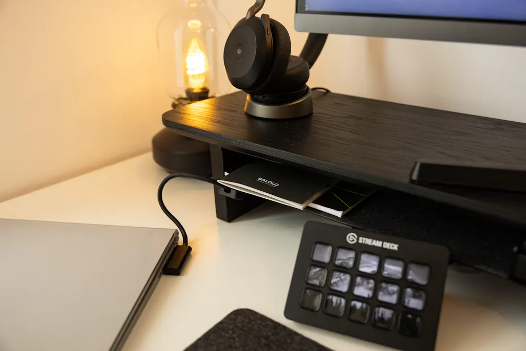 Setup Cockpit – The Dual Monitor Stand for your Desk Setup | BALOLO