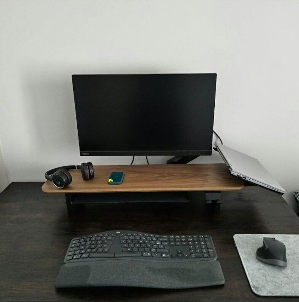 Laptop Riser – Functionality for your Desk Setup | BALOLO
