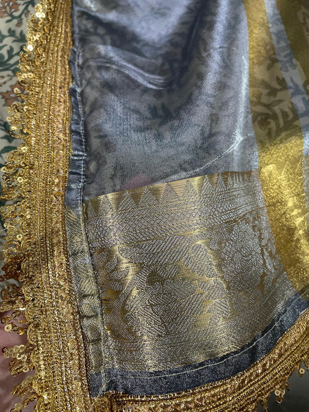 Banarasee Handwoven Shaded Tissue Saree-Blue