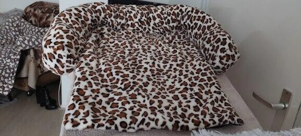 Calming Couch Cover Protector – Barkermeow