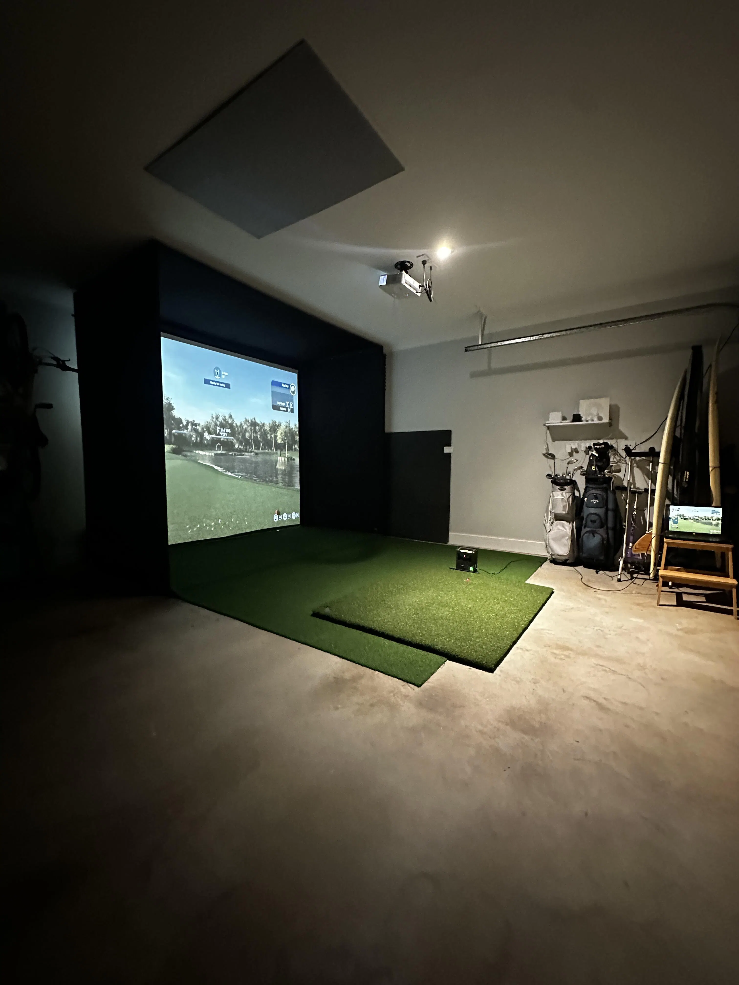 Bayside Golf | Australia's Best DIY Golf Simulator Enclosures & More!