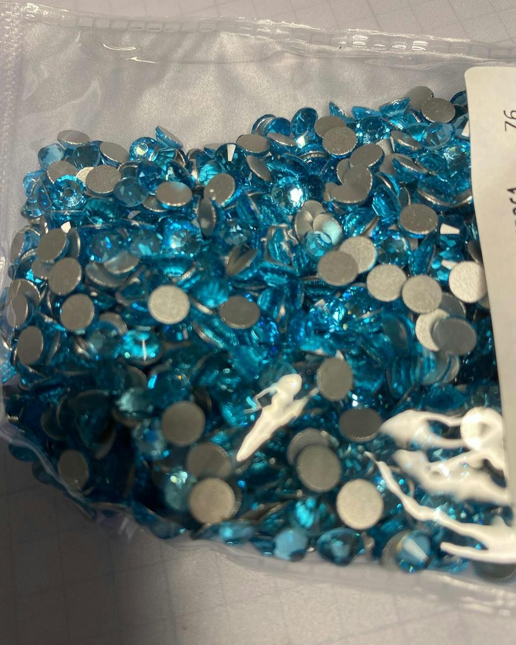 Be Createful - Flatback Foil Aquamarine Glass Rhinestones