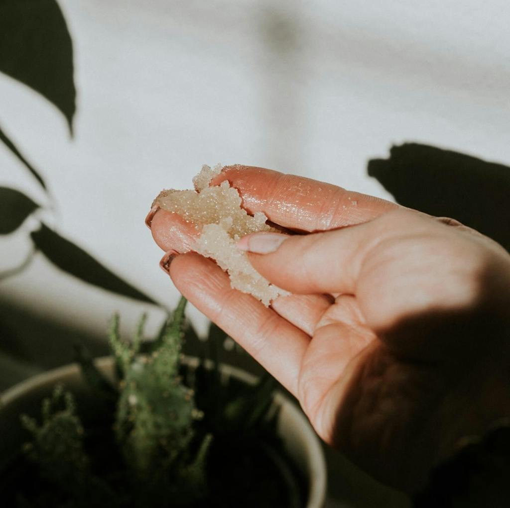 Peppermint Tea Tree Body Scrub – Beauty by Earth