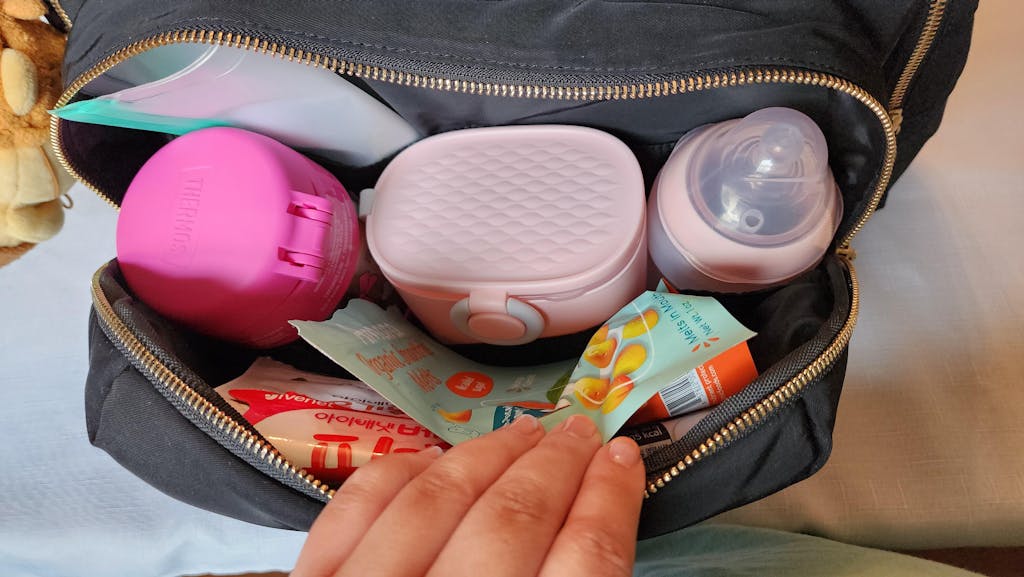 4-in-1 Icon Backpack | Smart Backpacks For Travel – BEE AND KIN