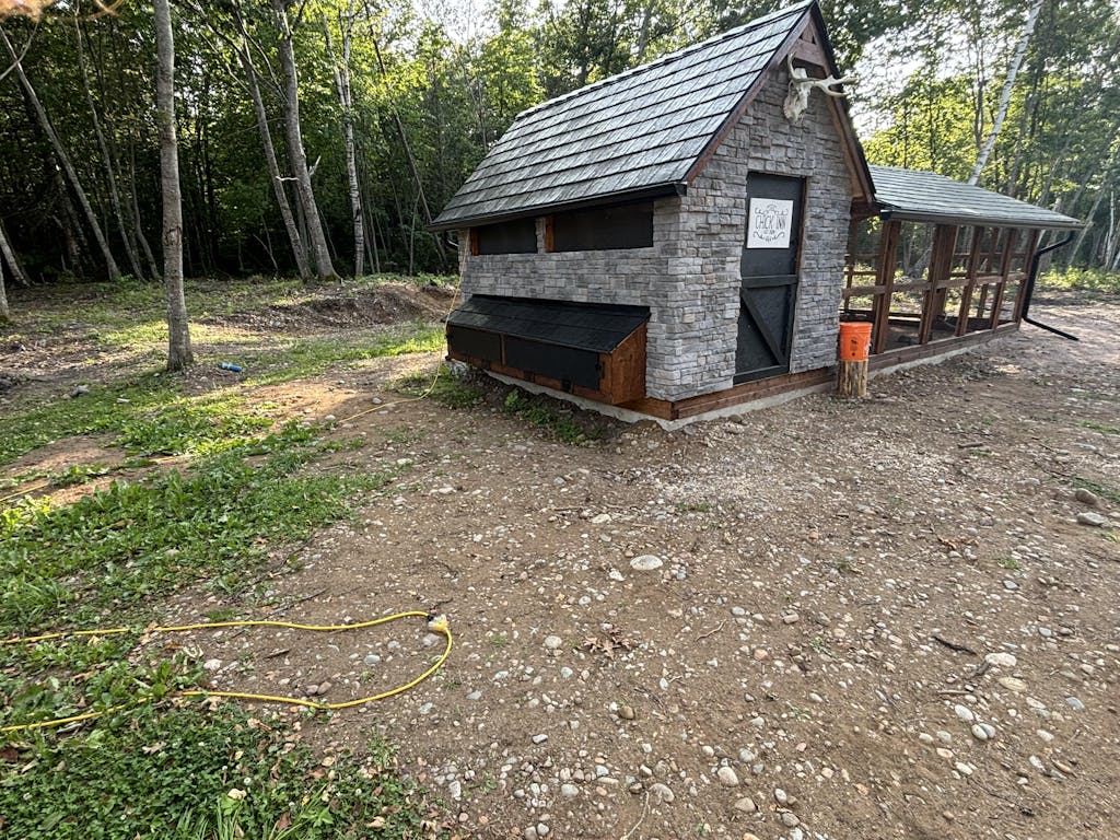 XL Bee Jeweled Coop | Chicken Coop Building Plans | 12-25 Chickens