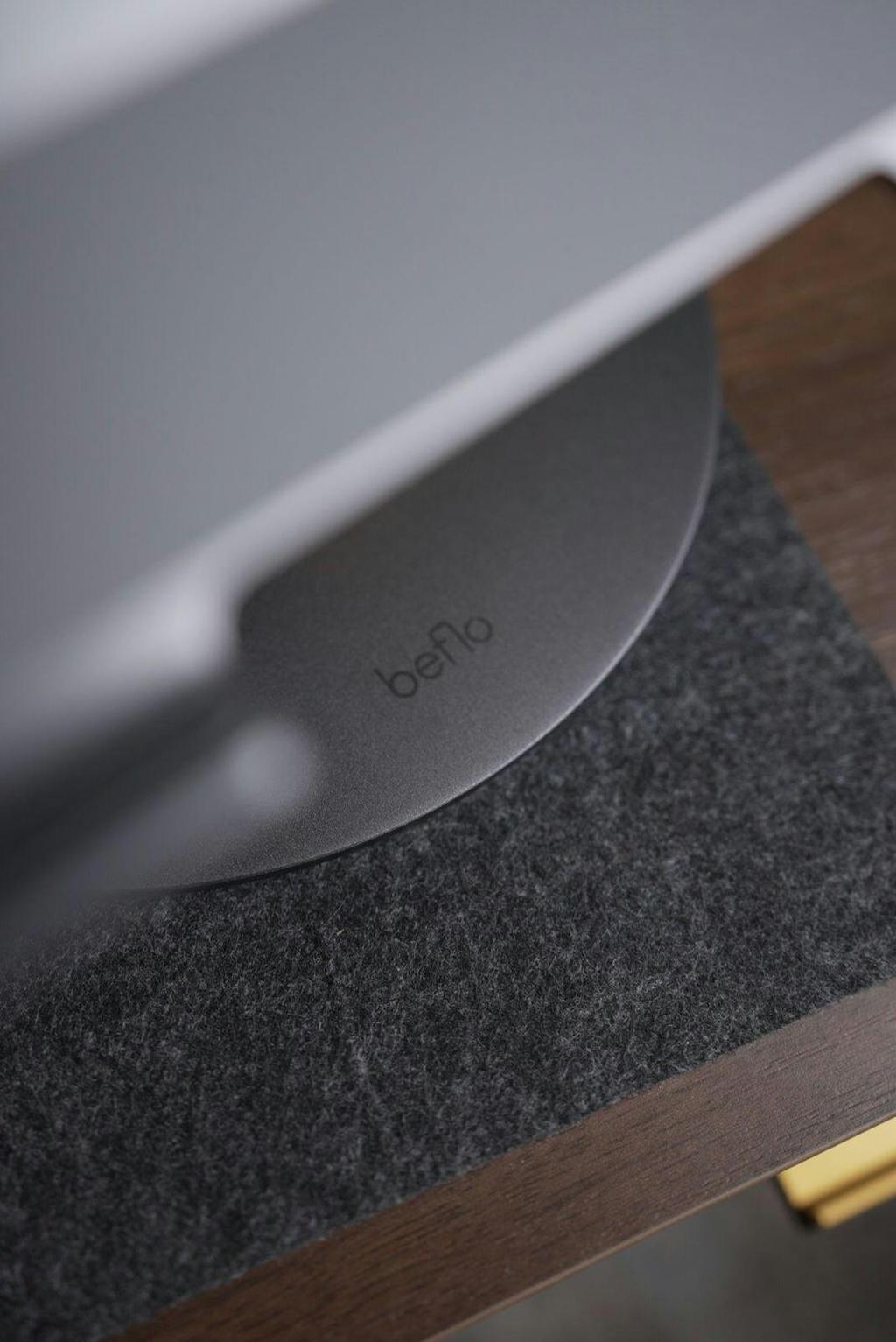 Slant - Angled Laptop Stand for Desk (Foldable) | Beflo – beflo