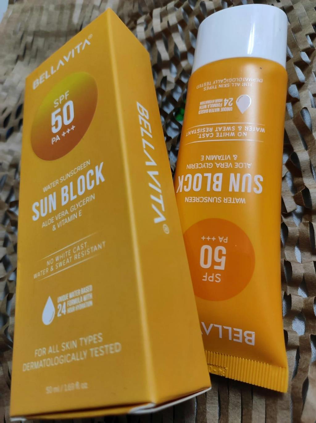 Water Based Sunscreen SPF 50 PA+++ | Lightweight & Non-Greasy ...