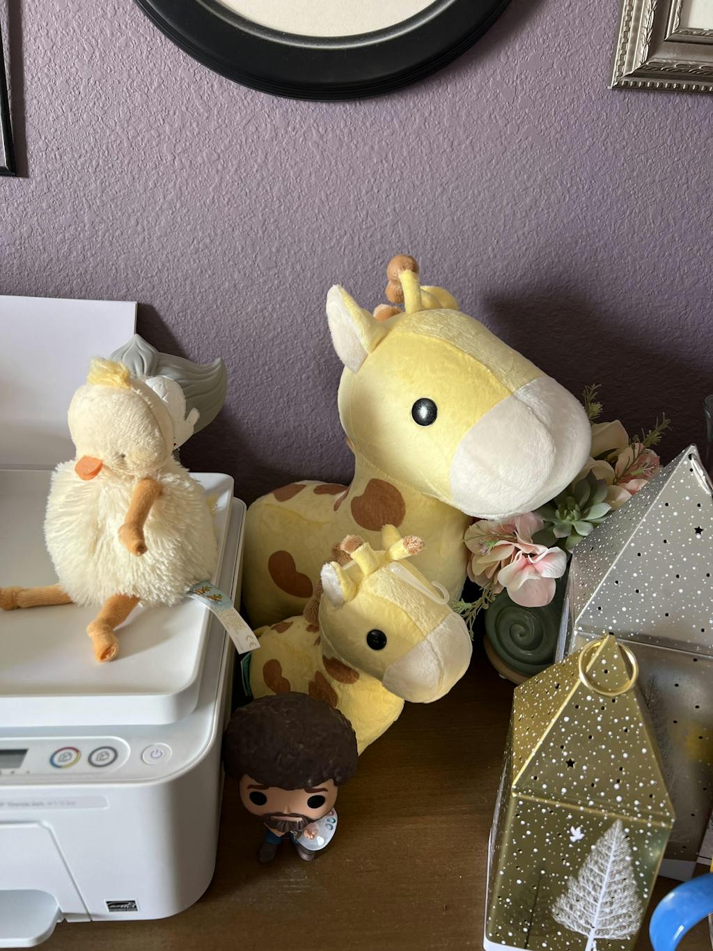 Giraffi the Giraffe - Giraffe Stuffed Animal | Bellzi