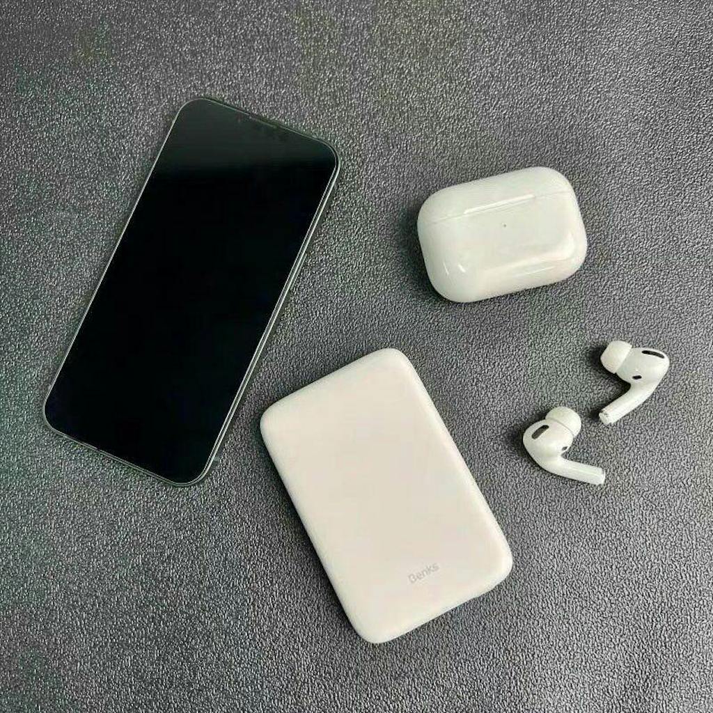 Benks | Tech Accessories | Protect Better