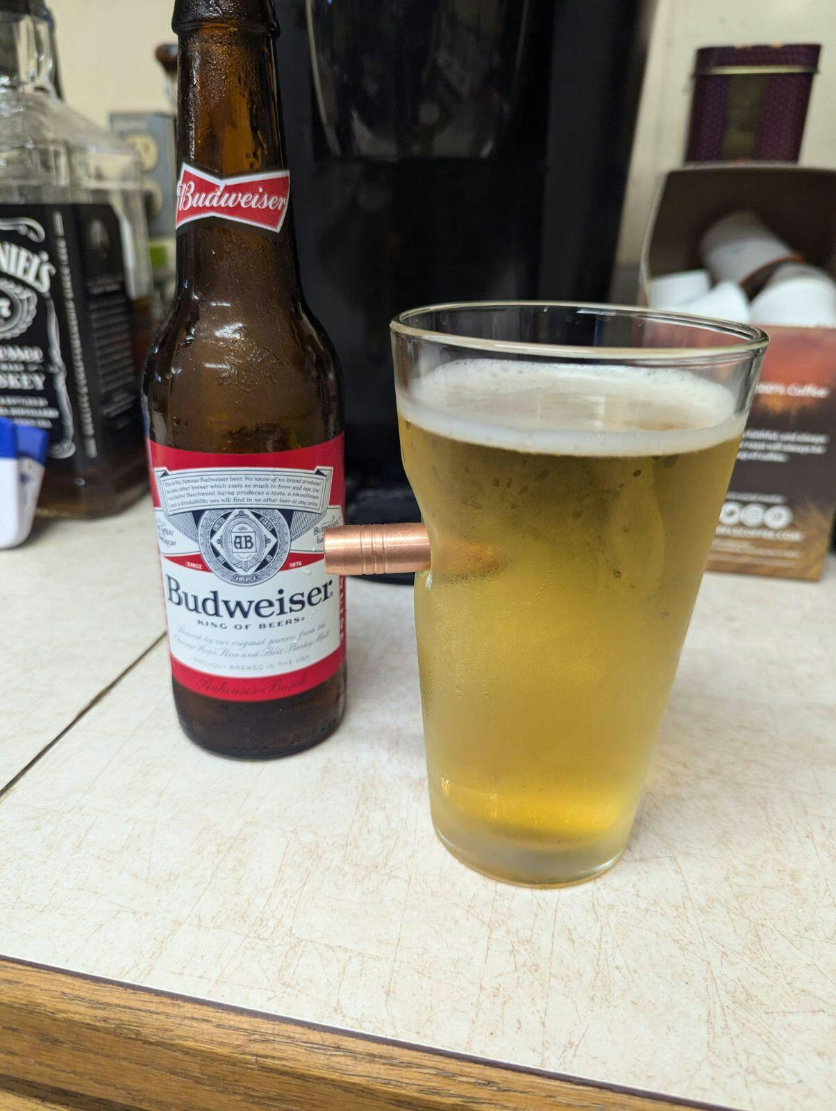Benshot Pint Glass 16oz