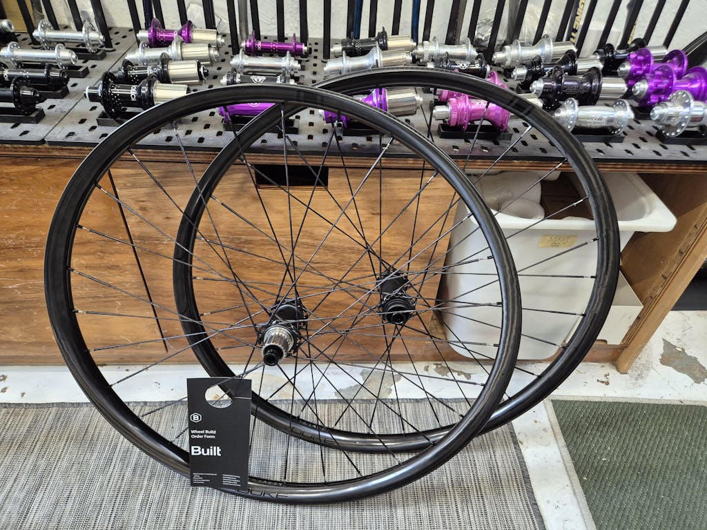 PolyLight Spokes Black – Berd Spokes