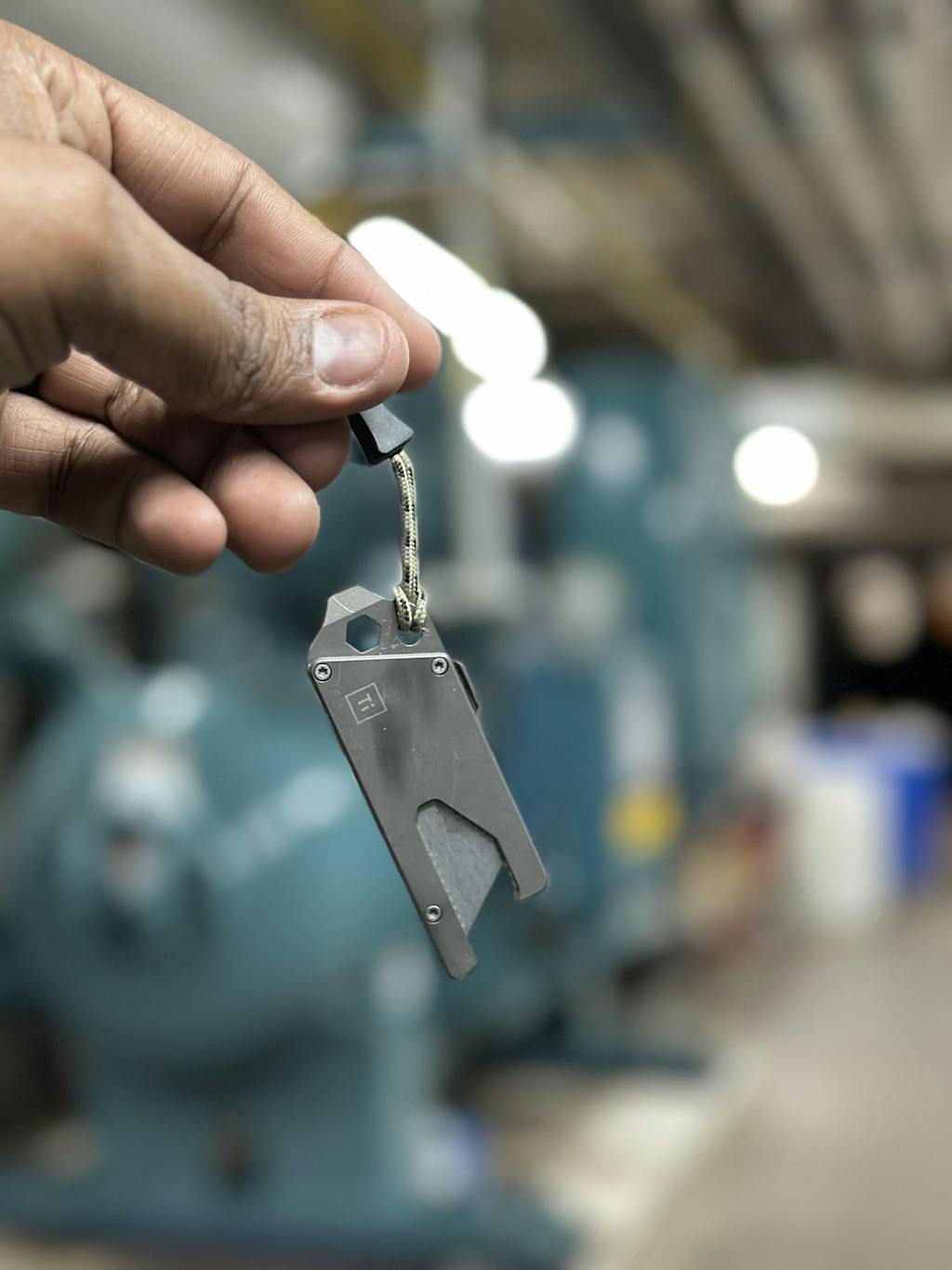 TPT Slide : Titanium Pocket Tool - Big Idea Design LLC