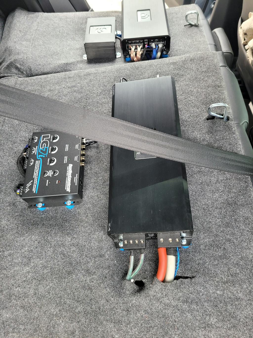 Massive Audio Nano Edge Monoblock Amplifier 4000 Watt 1 Ohm Stable E4 ...