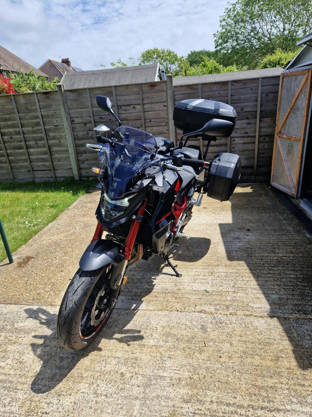 SHAD SH38x Panniers Carbon - 46 Litre Expandable Side Cases – Bike Luggage