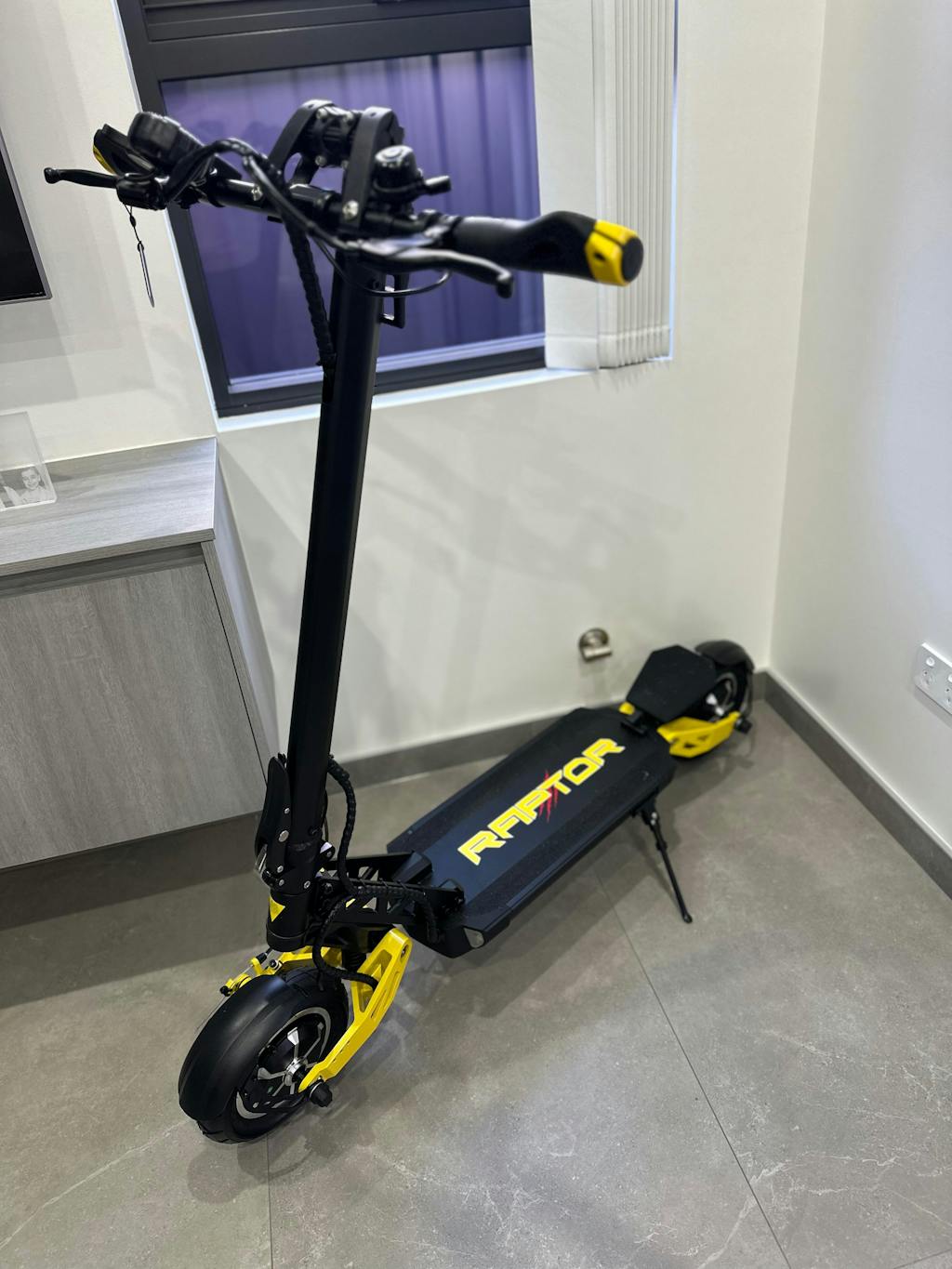 DRAGON RAPTOR - All Terrain DUAL MOTOR Electric Scooter- 2024 model