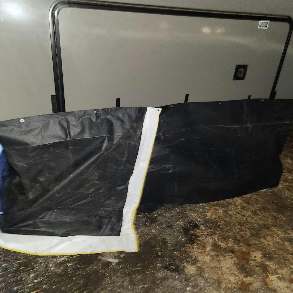 10' x 40' - Reused Vinyl Tarp (Black) — BillboardVinyls