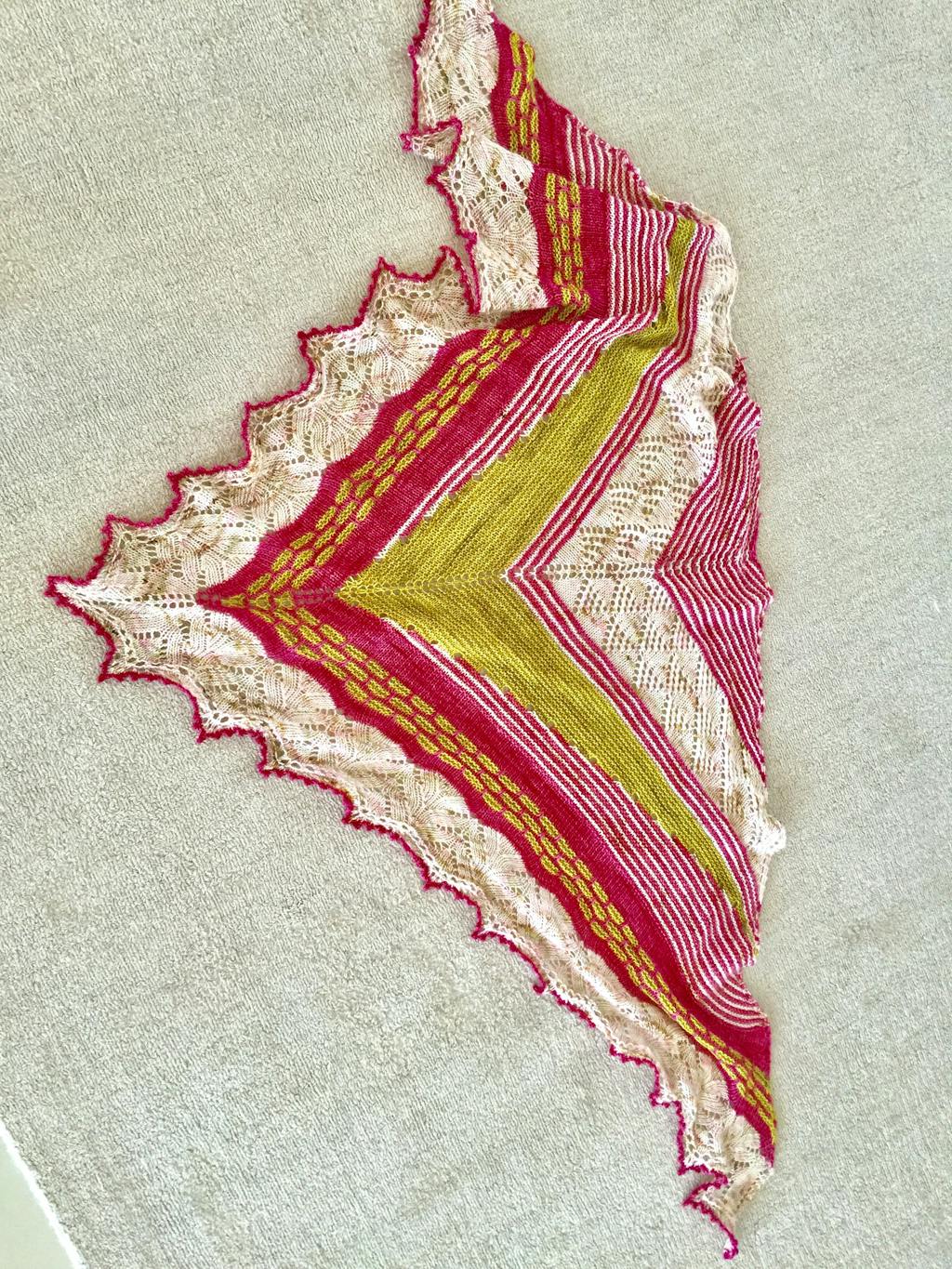 Bain de Soleil Shawl | Knitting Kit – Biscotte Yarns