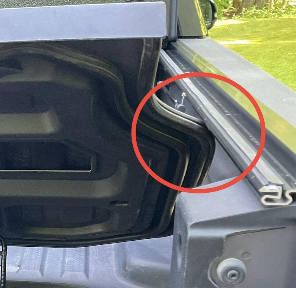 Honda Ridgeline Flip Back Hard Tri-fold Tonneau Cover – Bison Tonneau ...