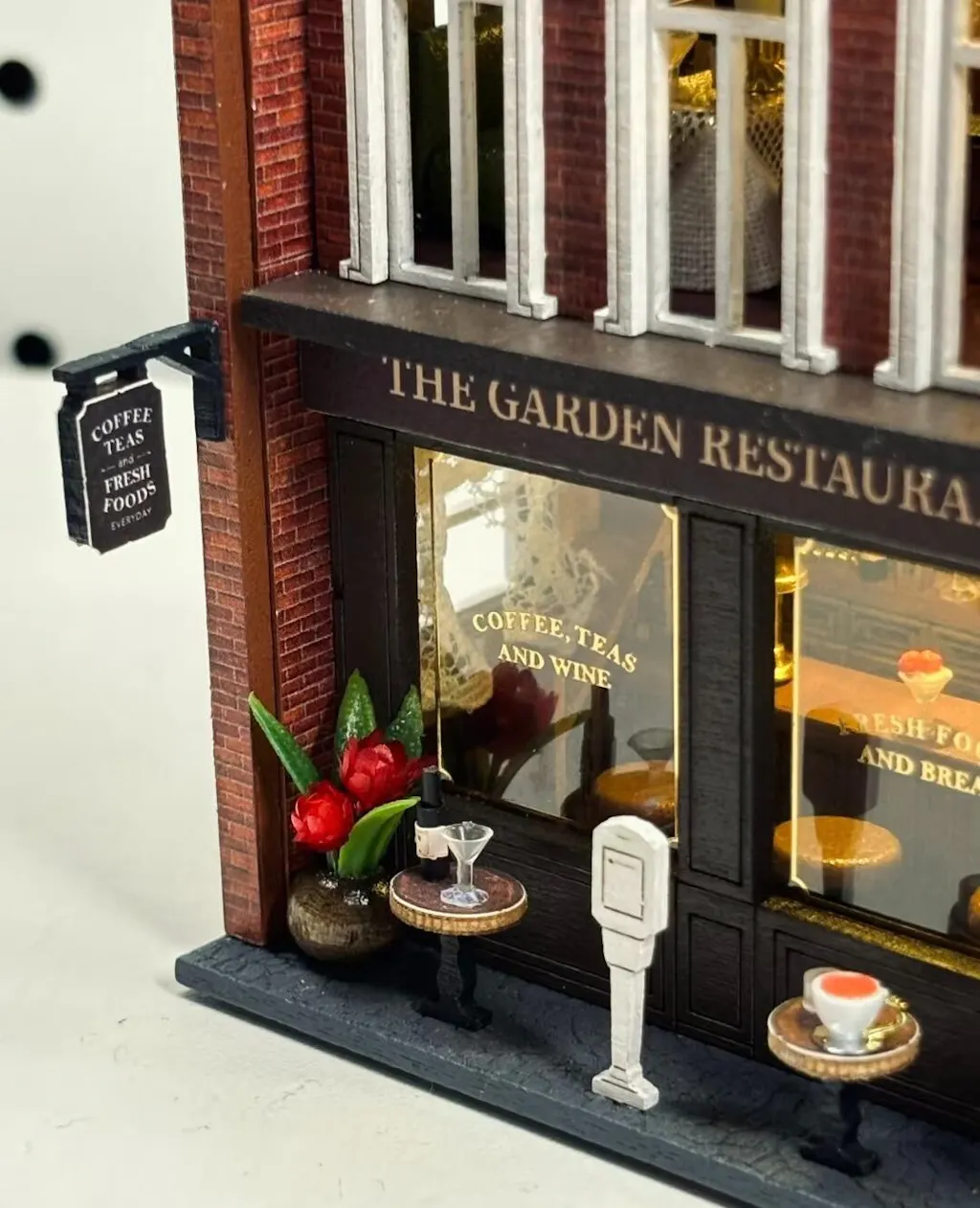 DIY Mini House - Corner Restaurant – BitsyHomes