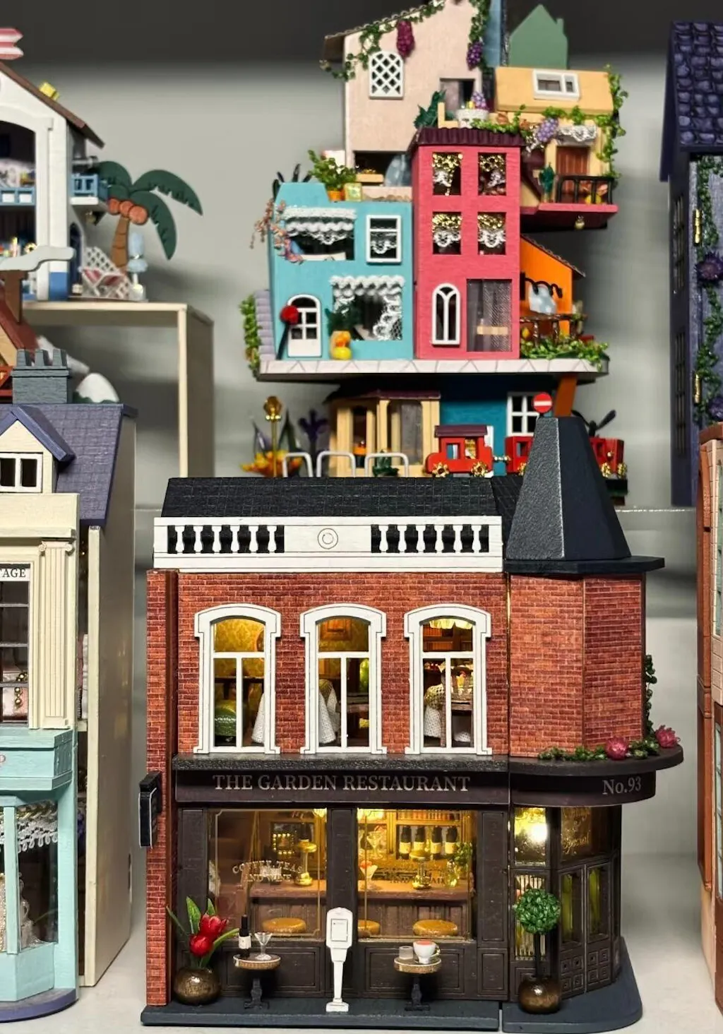 DIY Mini House - Corner Restaurant – BitsyHomes