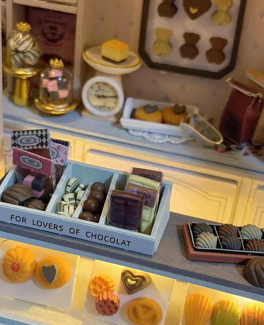 DIY Mini House - Sweet Choco Bakery – BitsyHomes