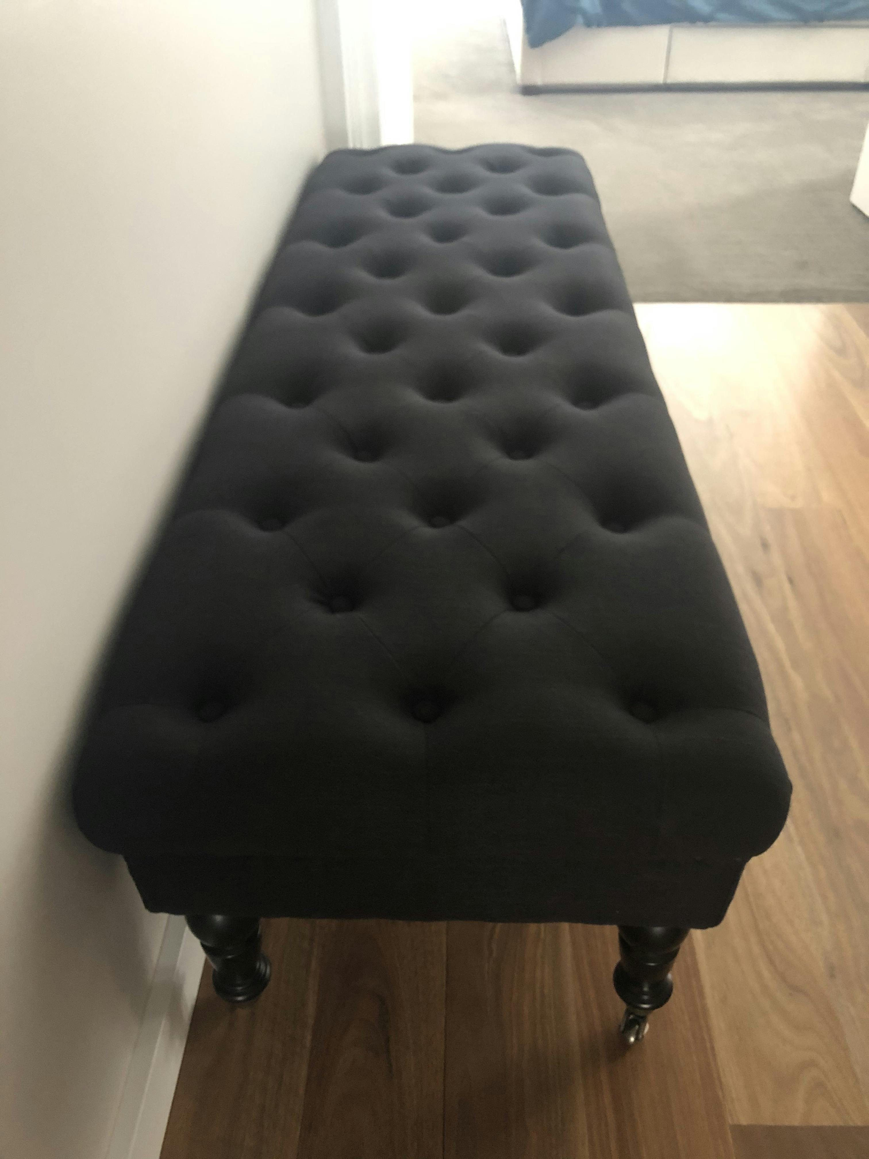 Emilie Dressing Bench Black | Black Mango