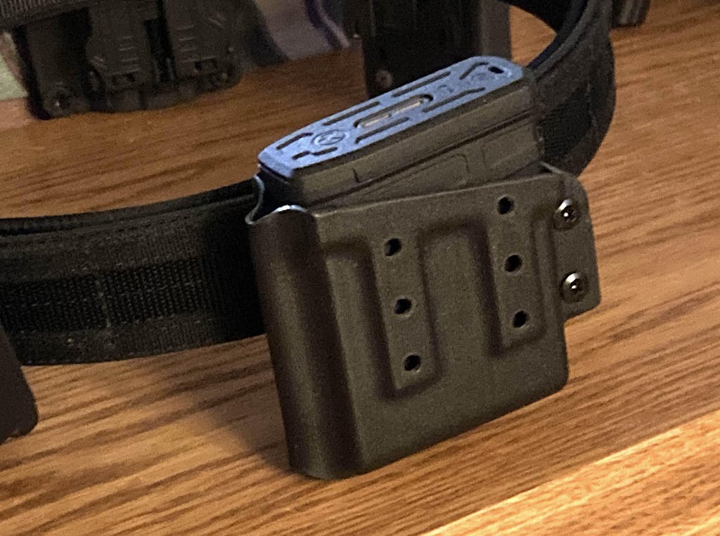 AR-10 Magazine Pouch