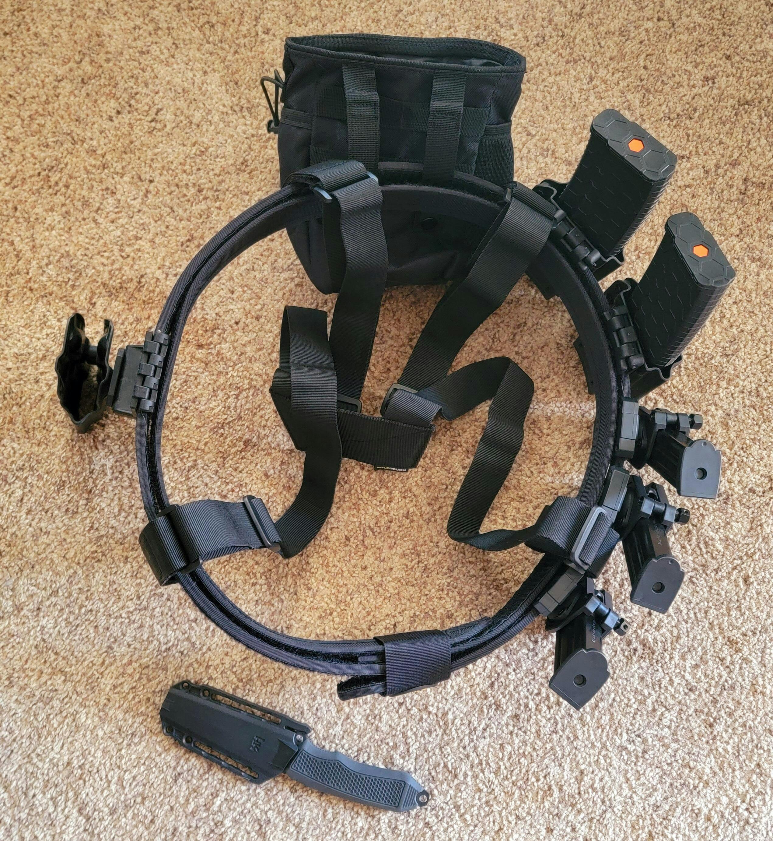 Ambidextrous Single/Double Stack Competition Magazine Pouch