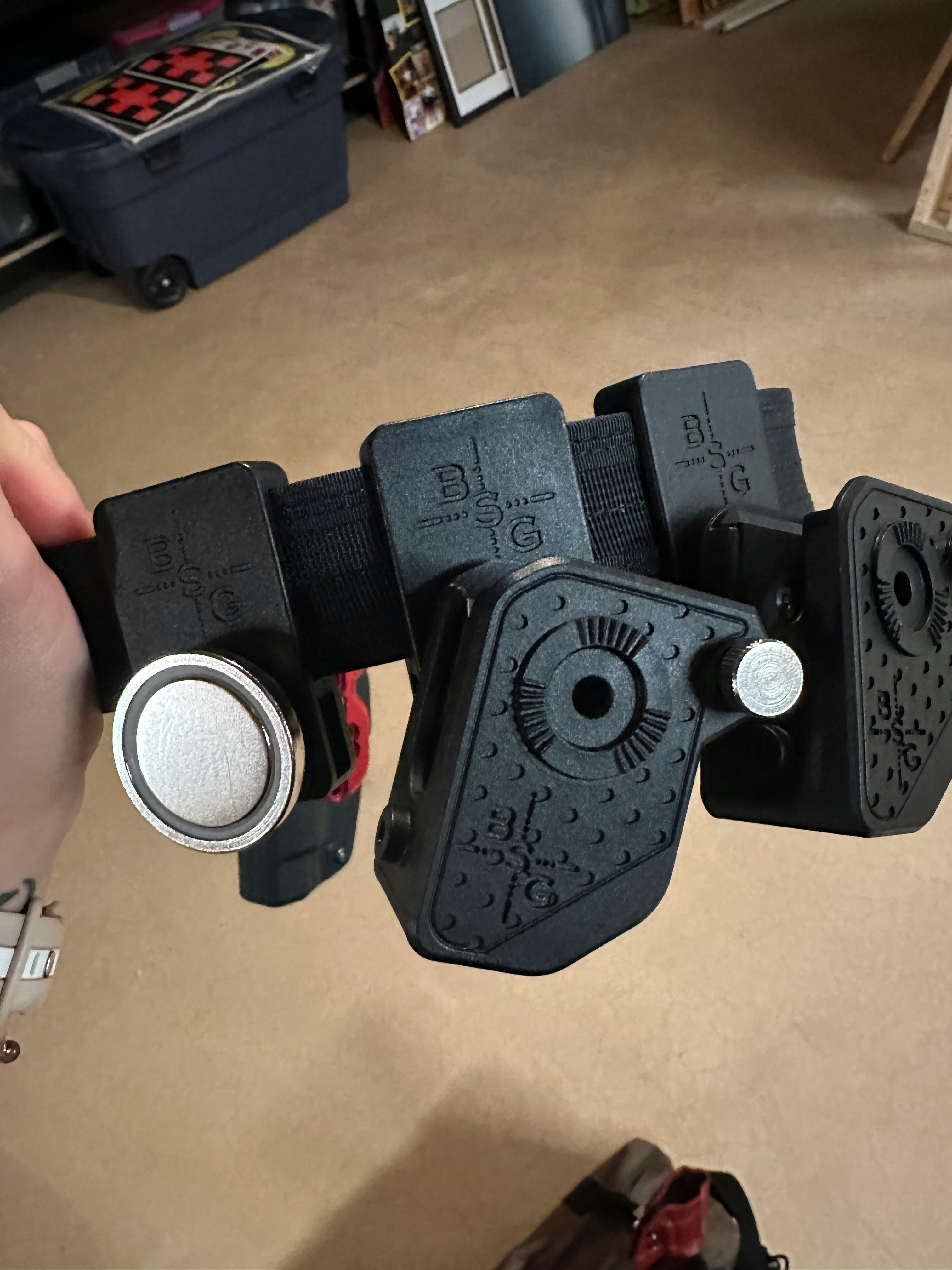 STI 2011 Double Stack Magnetic Magazine Pouch - up to 170 mm