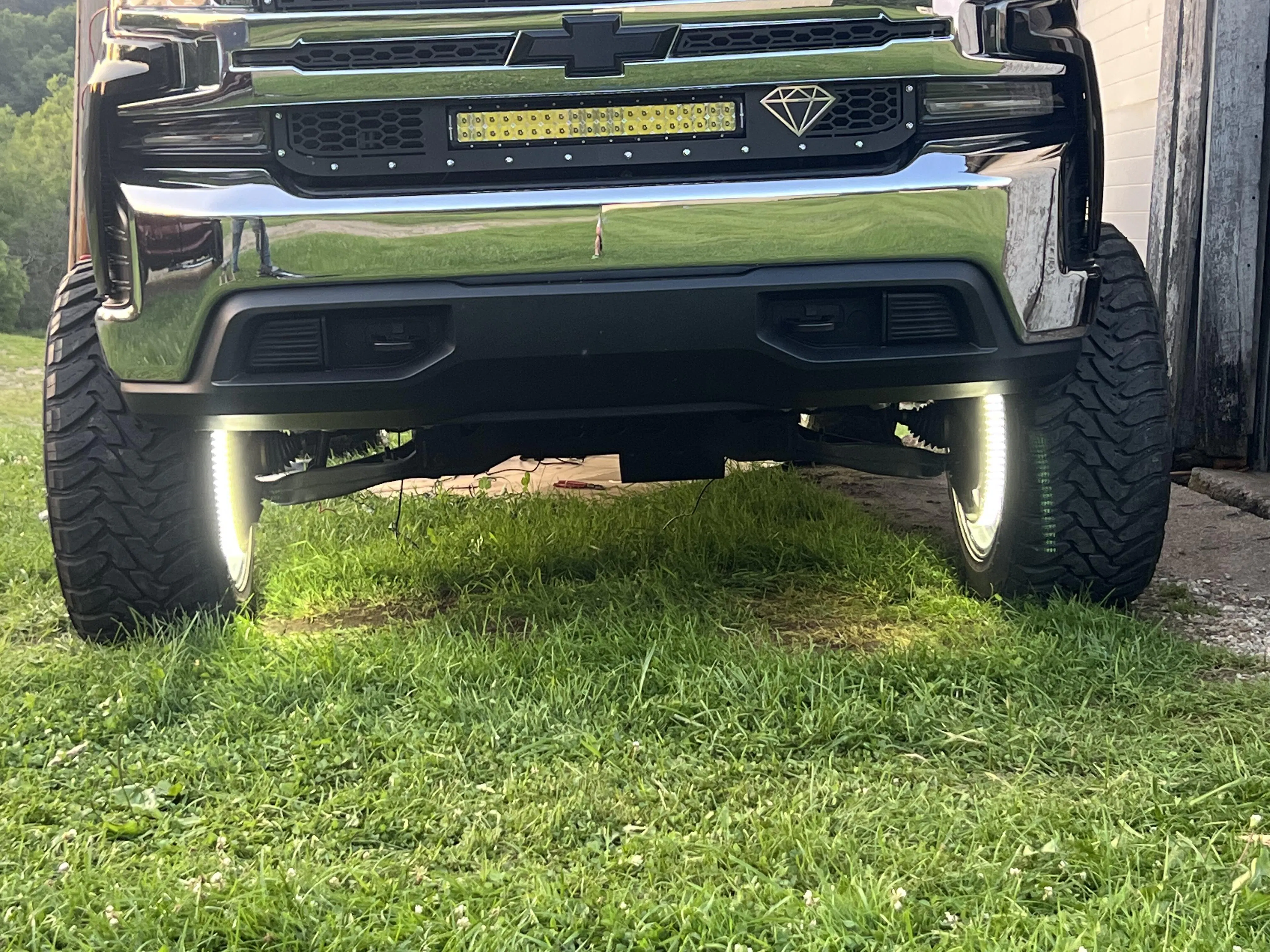 Pure White Quad Row Wheel Lights – BlackFlagLighting