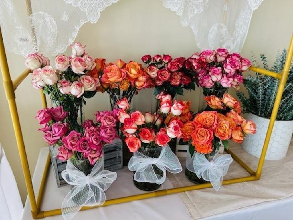 Assorted Novelty Roses - Choose from 50 to 125 Stems – Bloomingmore