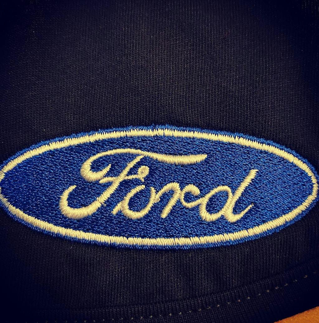 Ford Logo Embroidery Design ⋆ 5 sizes included ⋆ Blu Cat Red Dog