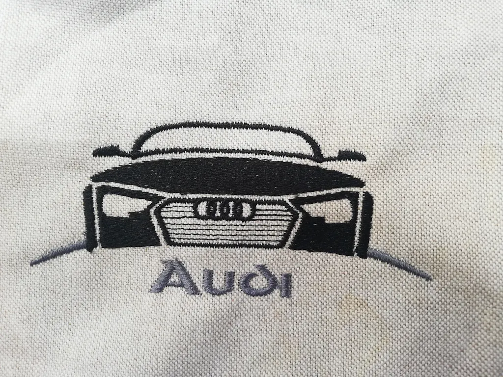 Audi Embroidery Design ⋆ 5 sizes ⋆ Blu Cat Red Dog
