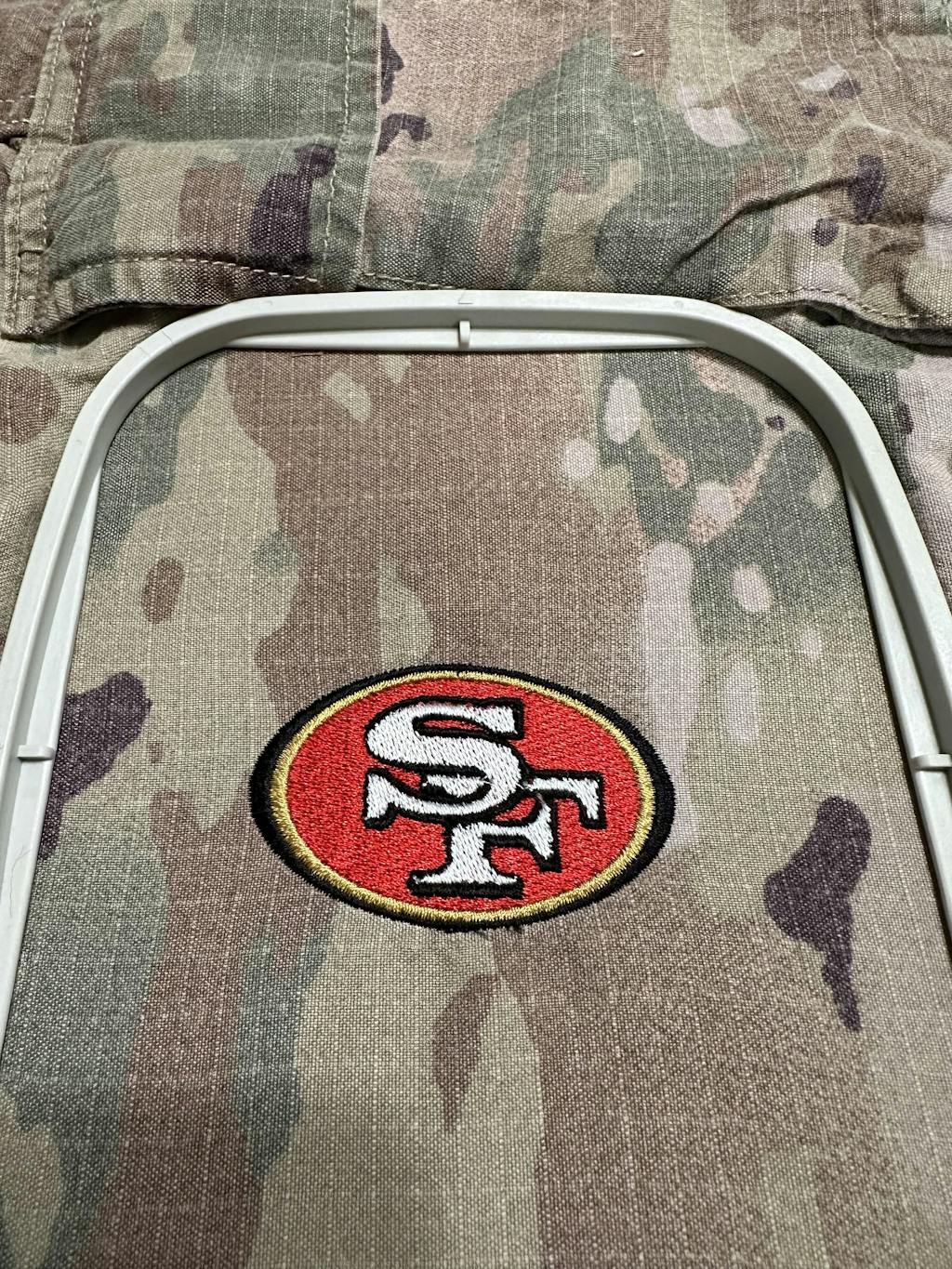 Embroidery Designs Home ⋆ Blu Cat Red Dog - Top Quality Applique