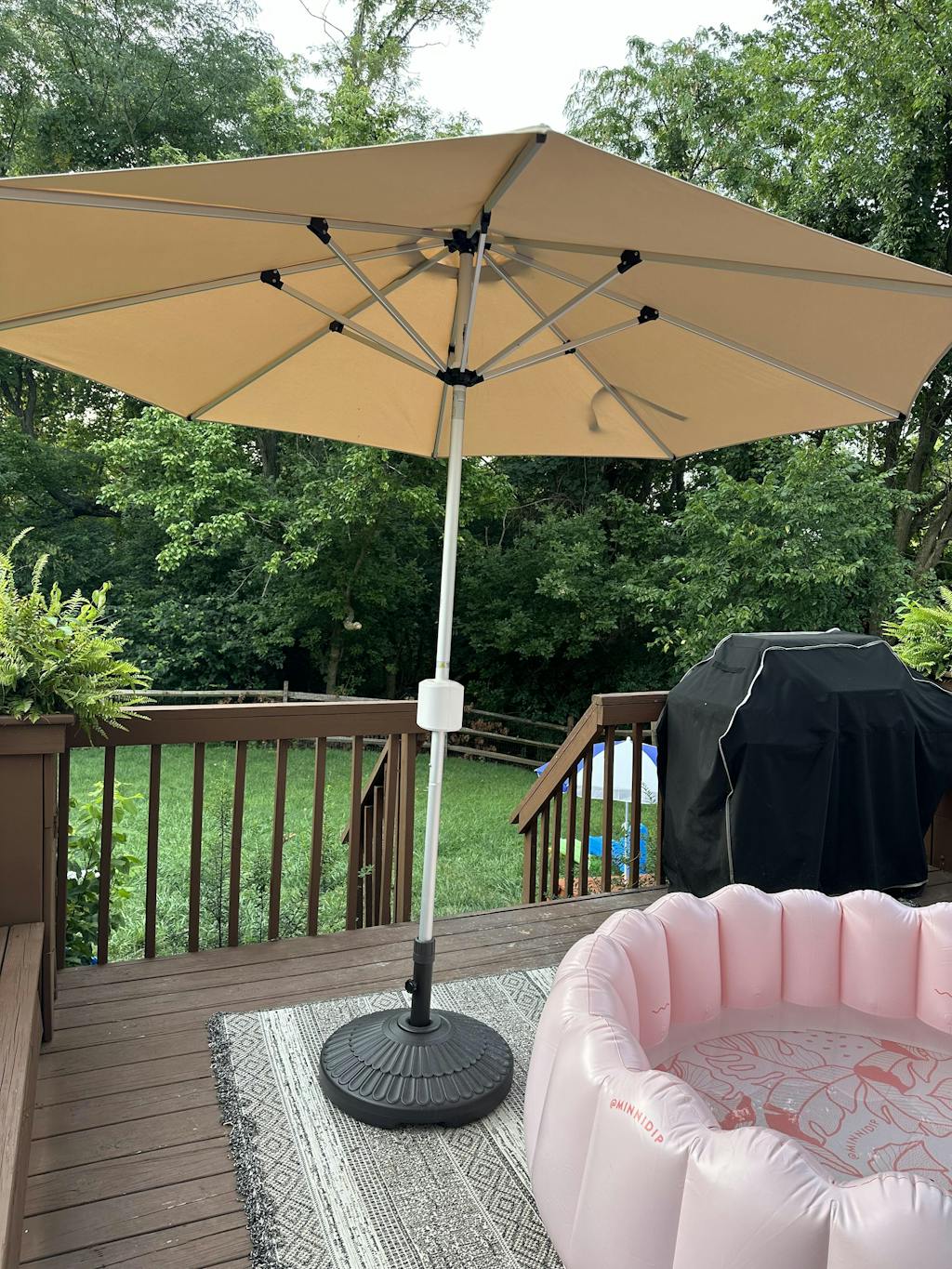 Automatic Patio Umbrella with Remote Control | Bluu Maple Pro