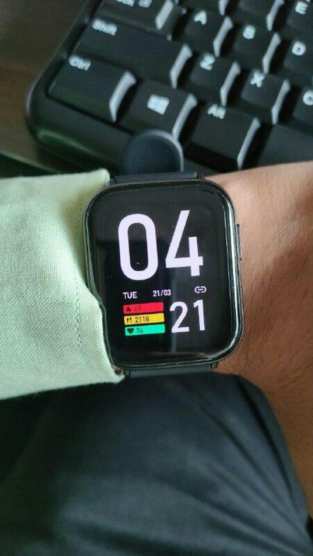 boAt Watch Matrix -‌ Best Fitness Tracker Smart Watch Online