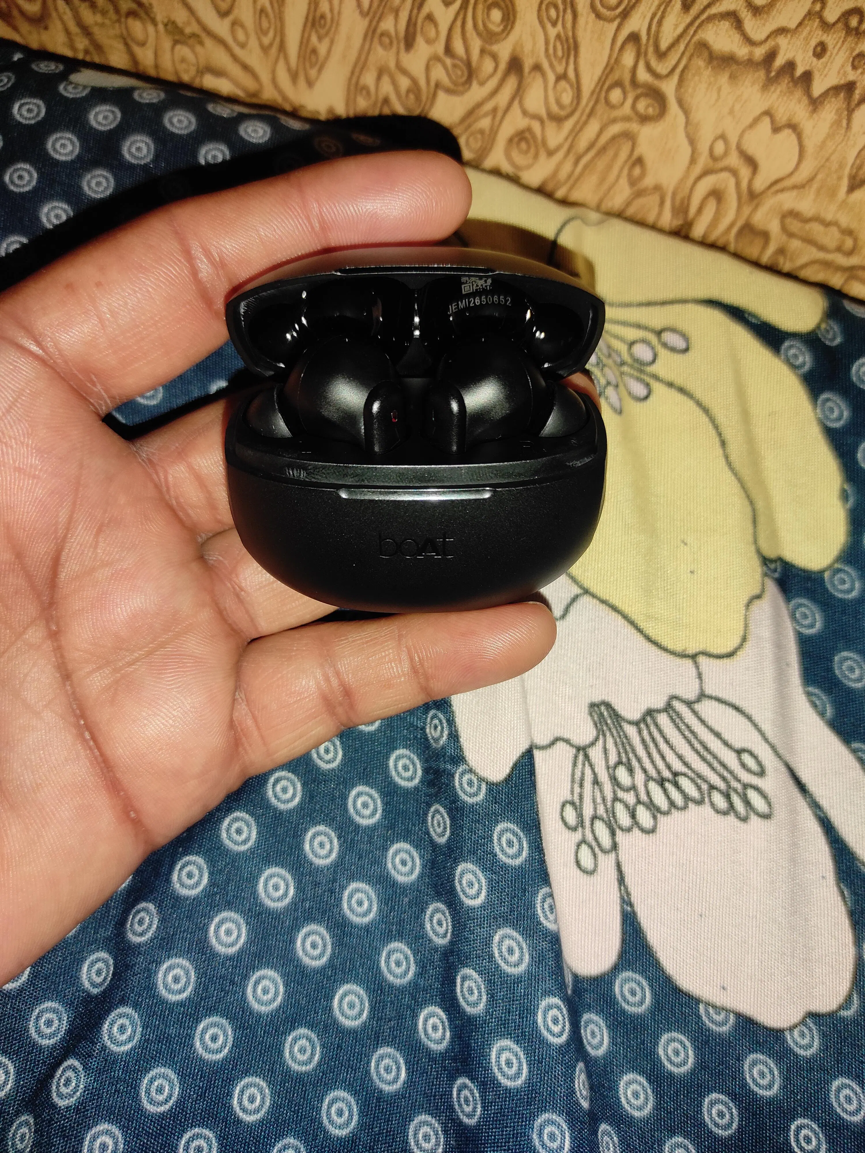 boAt Airdopes 170 | Wireless Bluetooth Earbuds with Long Battery Backup