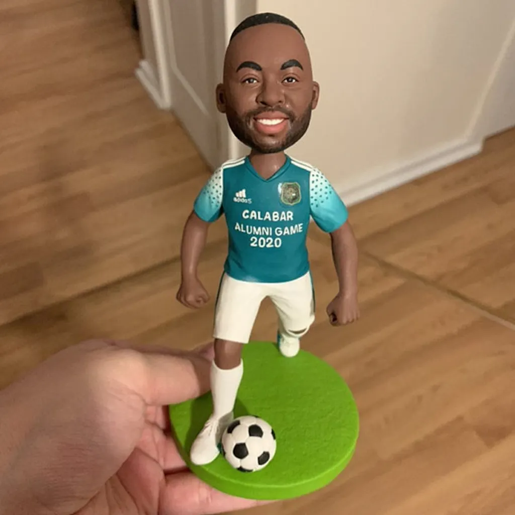 Personalised Custom Football Player Bobbleheads From Photos – BobbleGifts