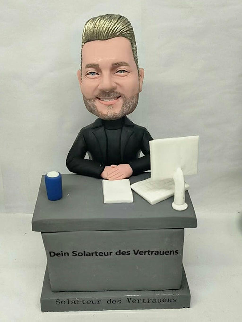 Custom Bobblehead On Working From His Photo Online – BobbleGifts