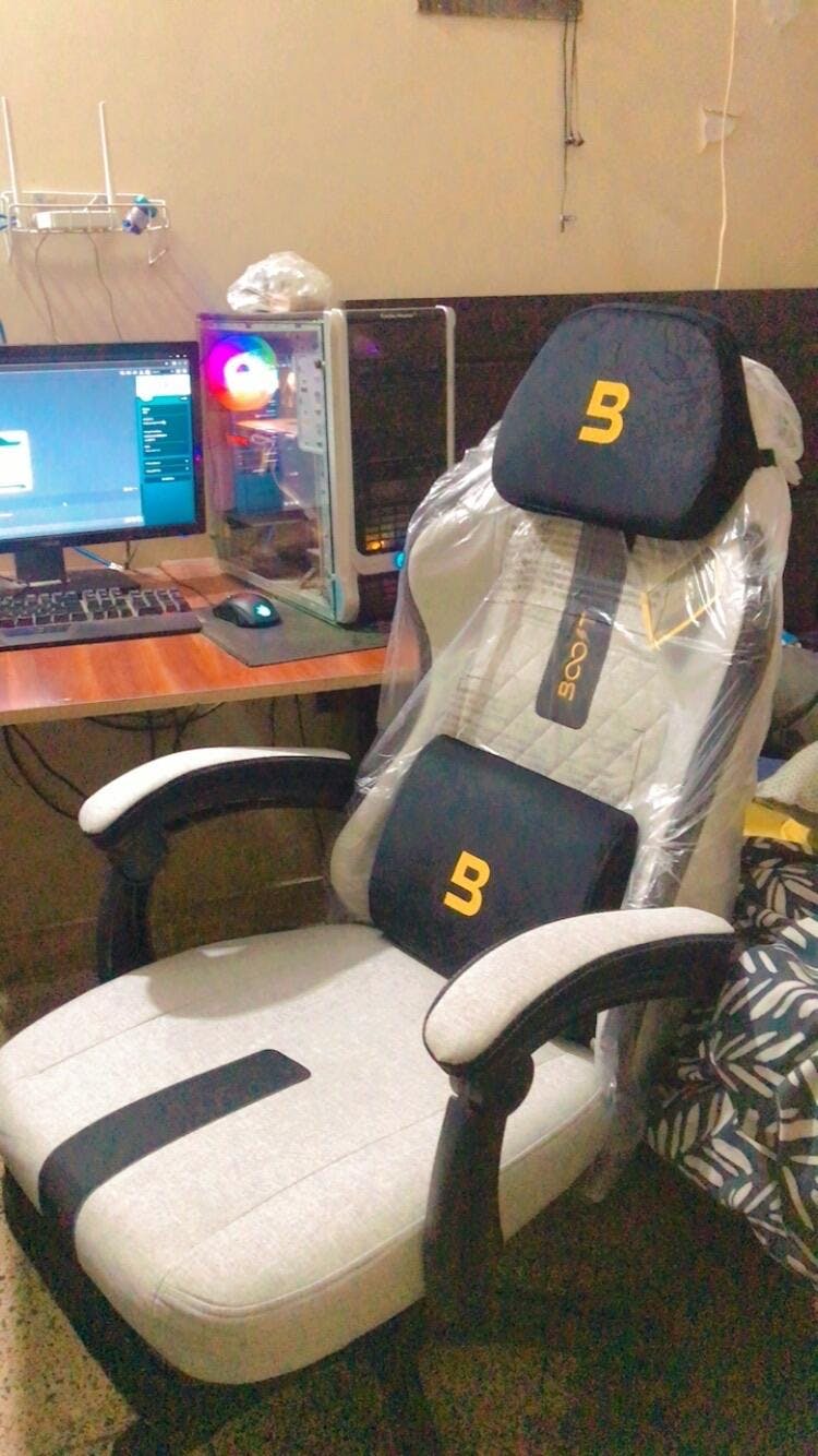 Boost Surge Pro Ergonomic Chair with Footrest | Ergonomic Gaming Chairs