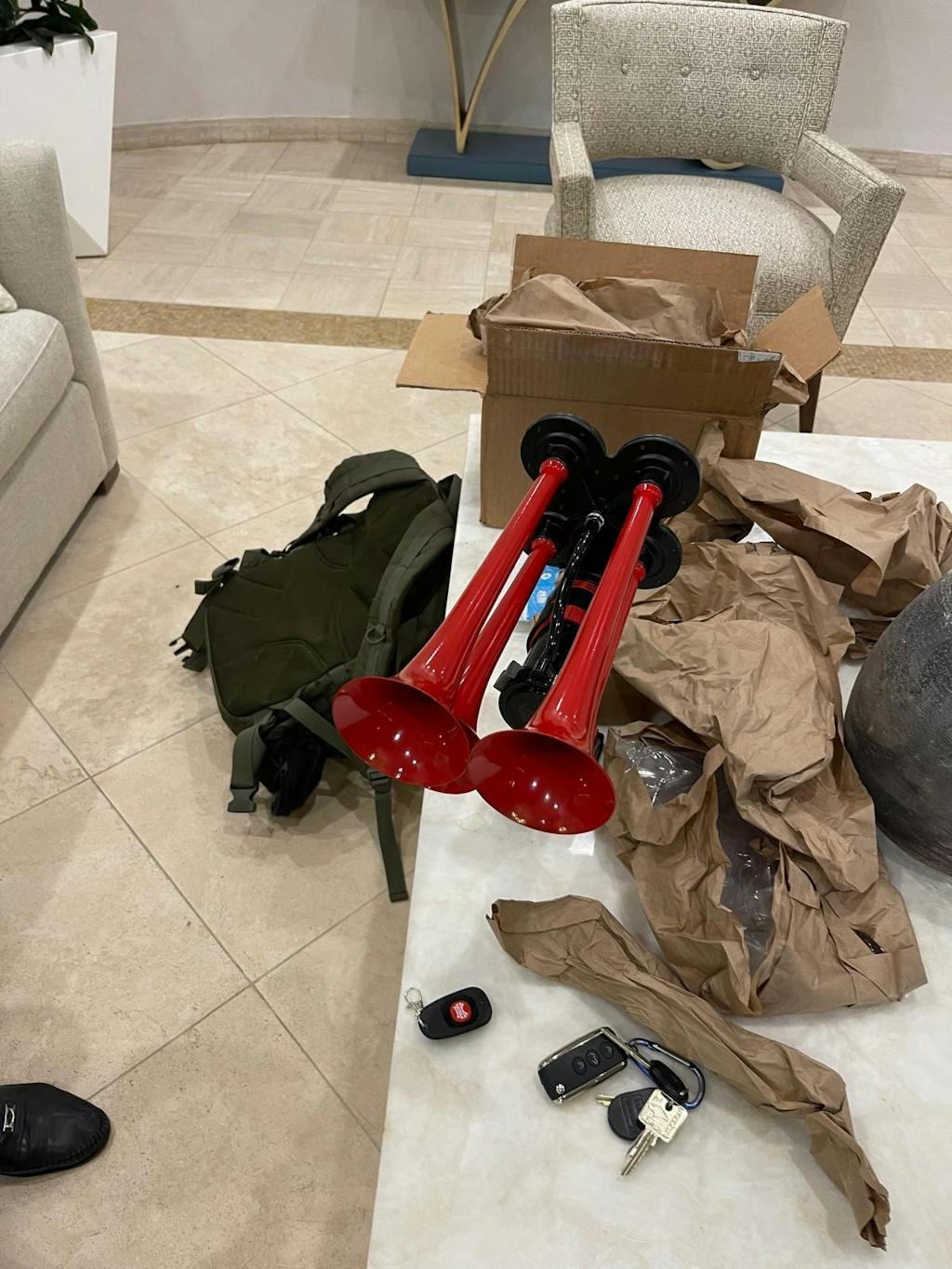 Milwaukee Train Horn M18 - Extreme Loud Air Horn with Remote