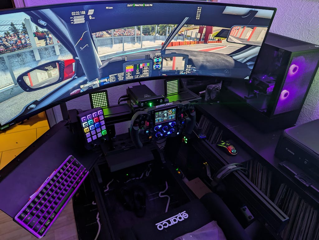 The BEST Simracing Button Box for Simracers | BoxOneRacing