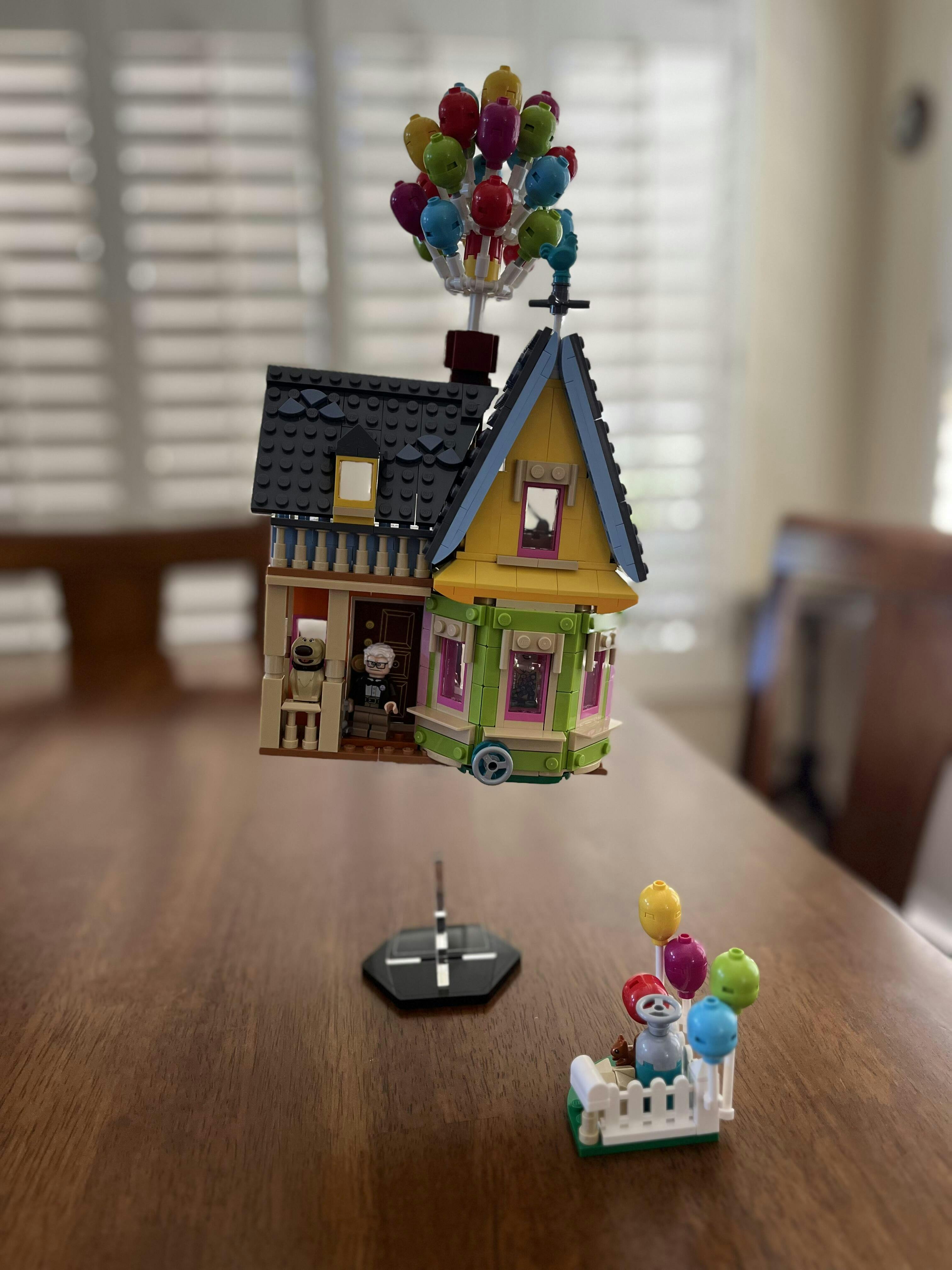 Display Stand for 43217 - 'Up' House – Brickcessories