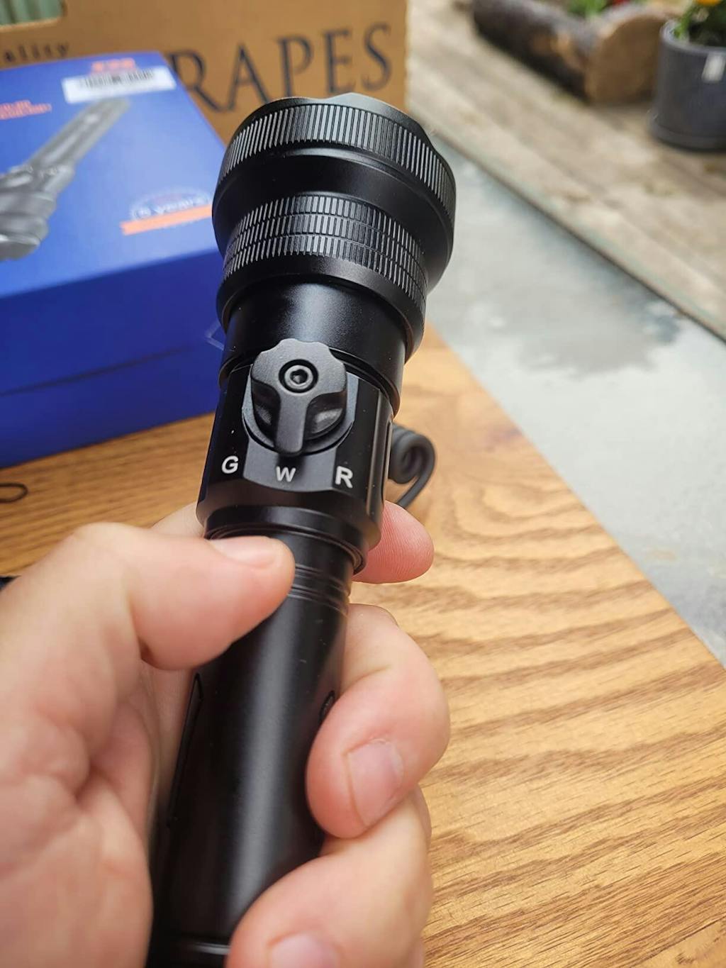 Brinyte T28 White/Red/Green Tri-color Zoomable Rechargeable Night Hunt