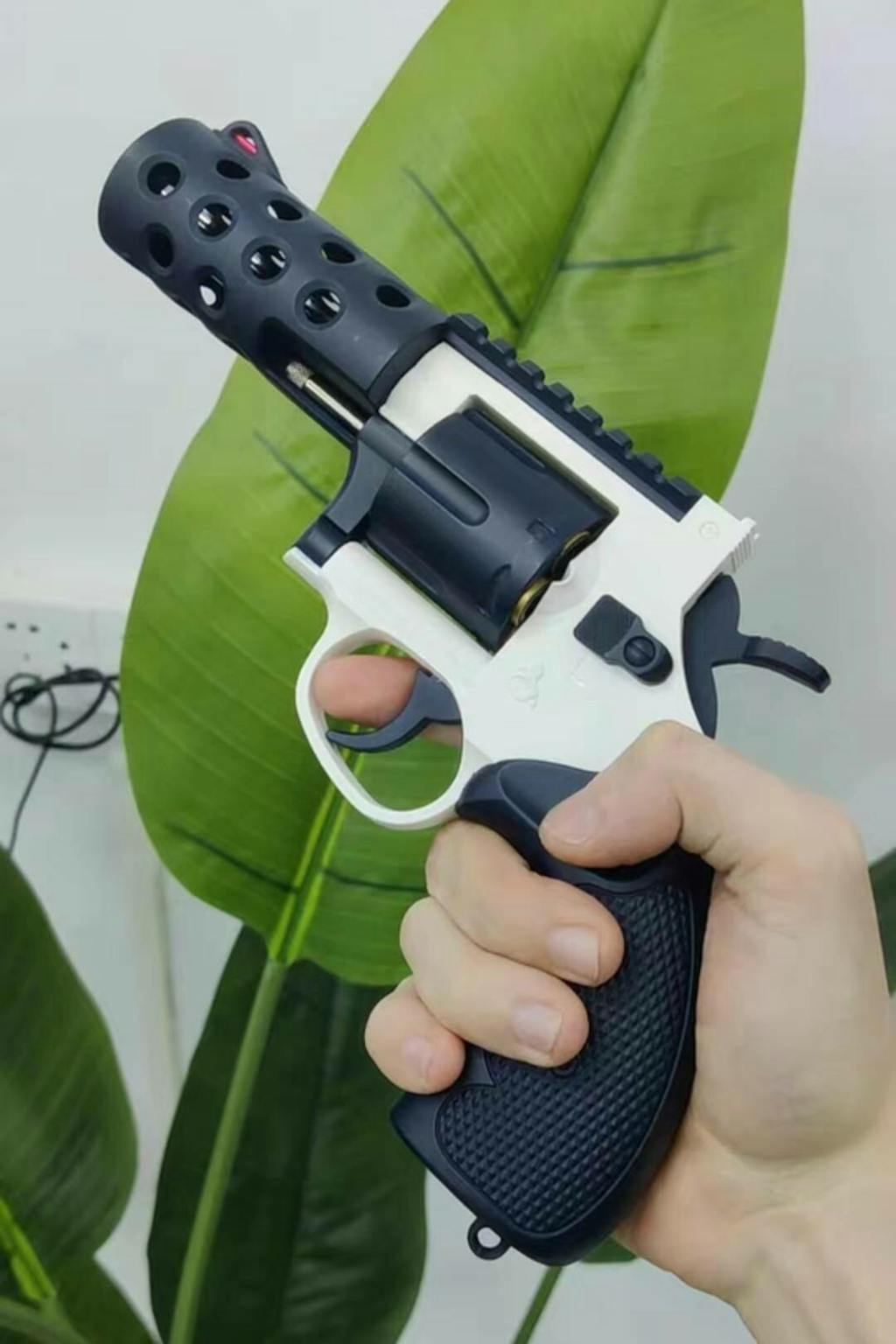 Revolver Toy Gun – BRRRRT